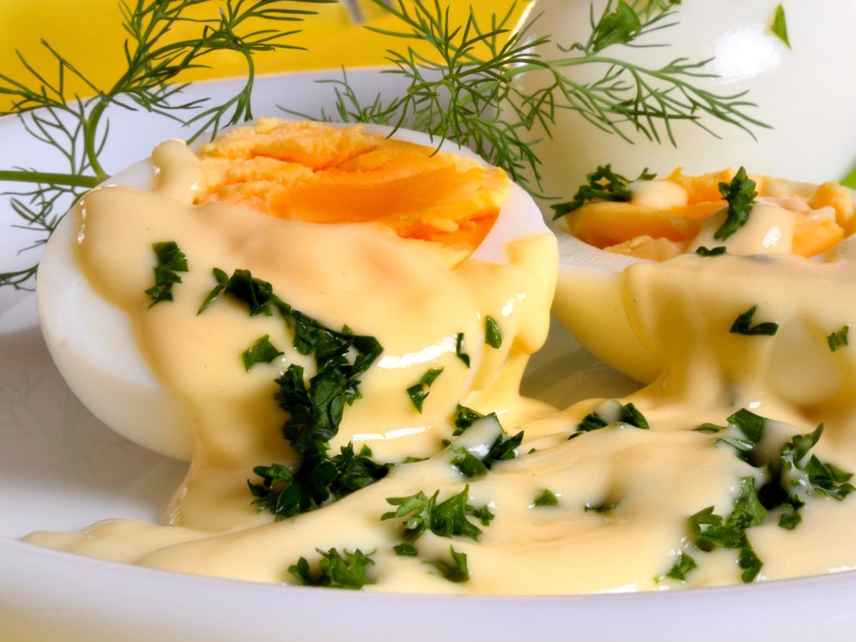 Zapytałam AI o 7 pomysłów na wielkanocne sosy. Wszystkie przetestuję w ...